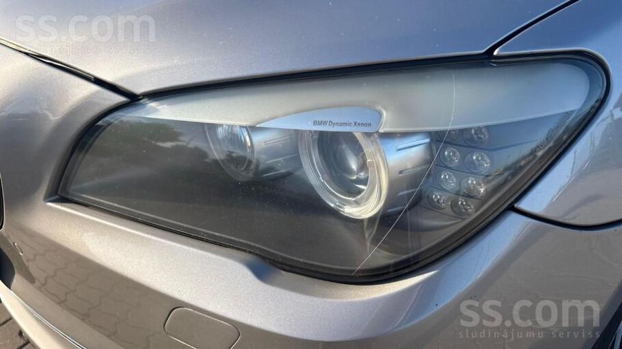 Pelēks BMW 740 2009 Liepāja, ar dzinēja tilpumu 3.00 L un nobraukumu 209 tūkst. km par 8950 €, foto 10 vietnē AUTOMOTO.COM.LV