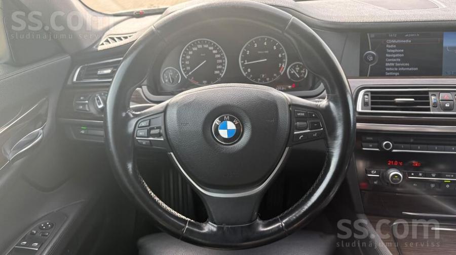 Pelēks BMW 740 2009 Liepāja, ar dzinēja tilpumu 3.00 L un nobraukumu 209 tūkst. km par 8950 €, foto 16 vietnē AUTOMOTO.COM.LV