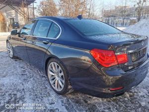 Grey BMW 740 2010 in Prienai, with an engine capacity of 2.99 L and mileage of 241 thousand km for 10999 €, photo 16 on AUTOMOTO.COM.LV