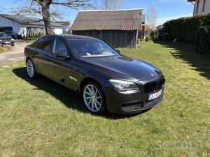 Pelēks BMW 740 2010 Rīga, ar dzinēja tilpumu 3.00 L un nobraukumu 406 tūkst. km par 10500 €, foto  vietnē AUTOMOTO.COM.LV