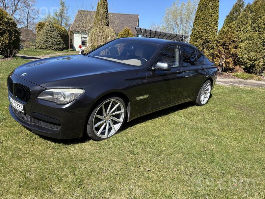 Pelēks BMW 740 2010 Rīga, ar dzinēja tilpumu 3.00 L un nobraukumu 406 tūkst. km par 10500 €, foto 7 vietnē AUTOMOTO.COM.LV