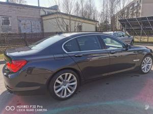 Серый БМВ 740 2010 в Пренай, объемом двигателя 2.99 л и пробегом 241 тыс. км за 9850 €, фото 12 на AUTOMOTO.COM.LV