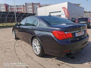 Серый БМВ 740 2010 в Пренай, объемом двигателя 2.99 л и пробегом 241 тыс. км за 8950 €, фото 3 на AUTOMOTO.COM.LV