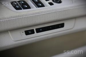 Серый БМВ 740 2010 в Рига, объемом двигателя 3.00 л и пробегом 410 тыс. км за 8995 €, фото 18 на AUTOMOTO.COM.LV