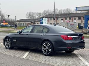 Pelēks BMW 740 2011 Kretinga, ar dzinēja tilpumu 3.00 L un nobraukumu 220 tūkst. km par 8500 €, foto 8 vietnē AUTOMOTO.COM.LV