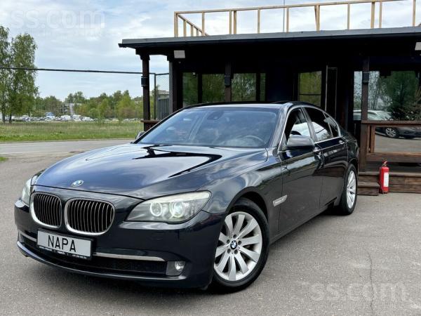 Pelēks BMW 740 2011 Rīga, ar dzinēja tilpumu 3.00 L un nobraukumu 297 tūkst. km par 9950 €, foto 1 vietnē AUTOMOTO.COM.LV