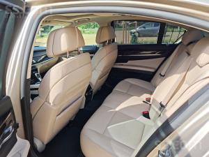 Pelēks BMW 740 2011 Rīga, ar dzinēja tilpumu 3.00 L un nobraukumu 265 tūkst. km par 10000 €, foto 13 vietnē AUTOMOTO.COM.LV