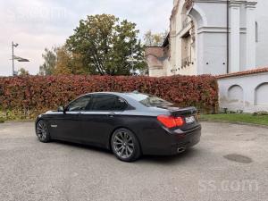 Серый БМВ 740 2011 в Елгава, объемом двигателя 3.00 л и пробегом 238 тыс. км за 13500 €, фото 5 на AUTOMOTO.COM.LV