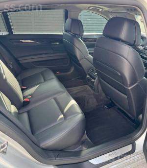 Grey BMW 740 2011 in Riga, with an engine capacity of 3.00 L and mileage of 220 thousand km for 7500 €, photo 7 on AUTOMOTO.COM.LV