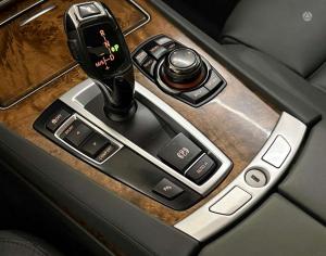 Pelēks BMW 740 2012 Marijampole, ar dzinēja tilpumu 2.99 L un nobraukumu 265 tūkst. km par 13500 €, foto 13 vietnē AUTOMOTO.COM.LV