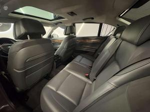Pelēks BMW 740 2012 Marijampole, ar dzinēja tilpumu 2.99 L un nobraukumu 265 tūkst. km par 13500 €, foto 23 vietnē AUTOMOTO.COM.LV