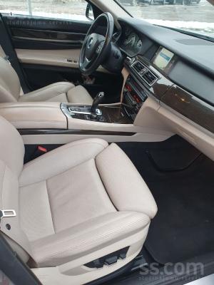 Pelēks BMW 740 2012 Rīga, ar dzinēja tilpumu 3.00 L un nobraukumu 229 tūkst. km par 14300 €, foto 7 vietnē AUTOMOTO.COM.LV