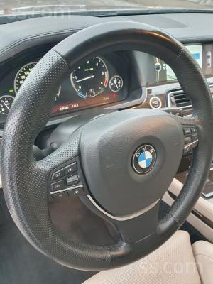 Pelēks BMW 740 2012 Rīga, ar dzinēja tilpumu 3.00 L un nobraukumu 229 tūkst. km par 14300 €, foto 11 vietnē AUTOMOTO.COM.LV