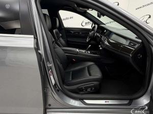 Grey BMW 740 2013 in Vilnius, with an engine capacity of 3.00 L and mileage of 327 thousand km for 10600 €, photo 6 on AUTOMOTO.COM.LV