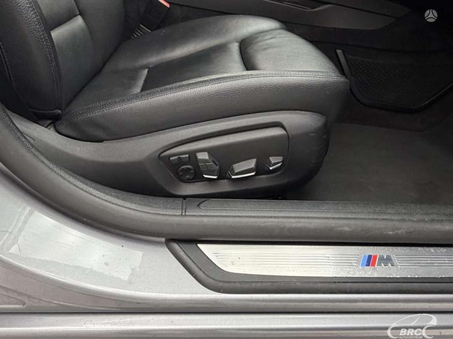 Grey BMW 740 2013 in Vilnius, with an engine capacity of 3.00 L and mileage of 327 thousand km for 10600 €, photo 8 on AUTOMOTO.COM.LV