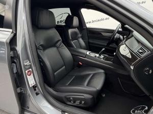 Grey BMW 740 2013 in Vilnius, with an engine capacity of 3.00 L and mileage of 327 thousand km for 10600 €, photo 9 on AUTOMOTO.COM.LV
