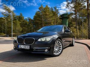 Pelēks BMW 740 2014 Ventspils, ar dzinēja tilpumu 3.00 L un nobraukumu 415 tūkst. km par 12000 €, foto  vietnē AUTOMOTO.COM.LV