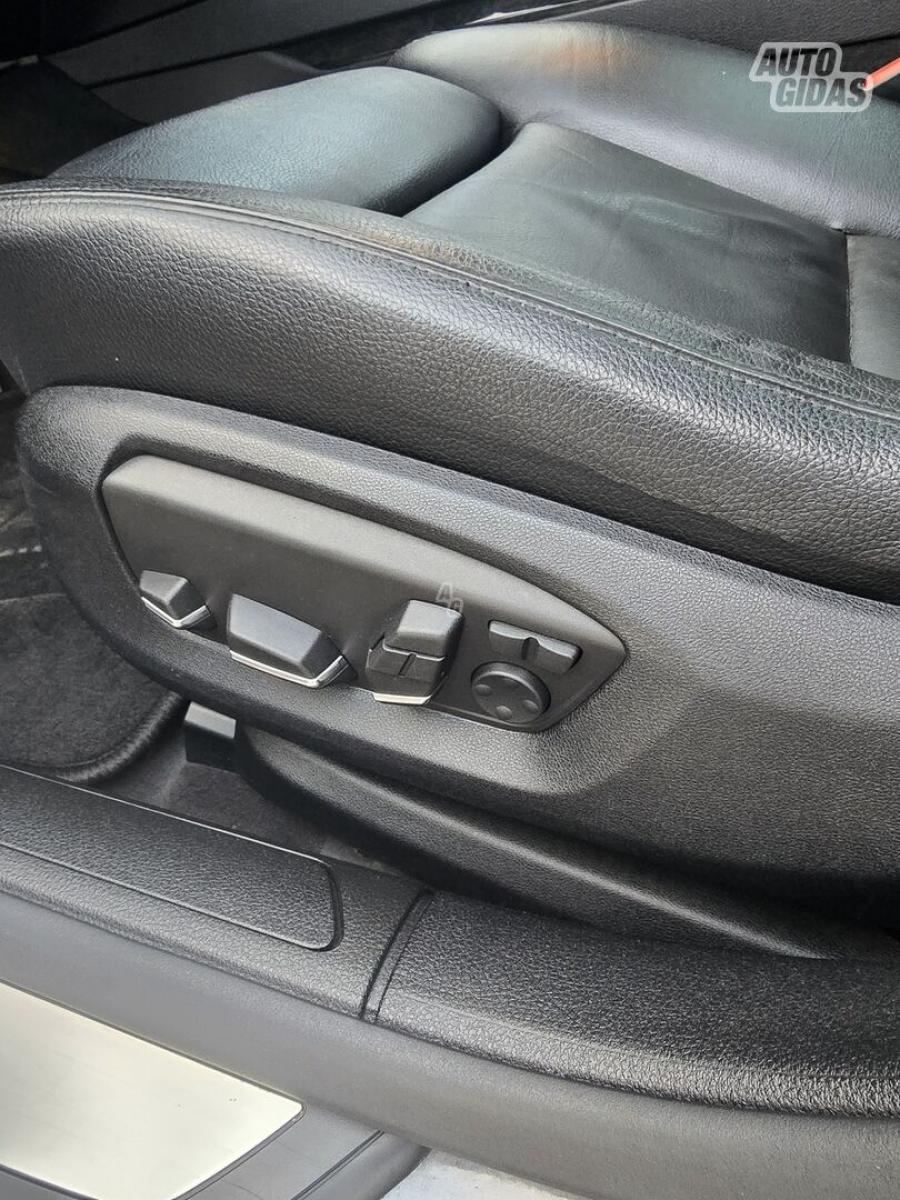 Pelēks BMW 740 2014 Šauļi, ar dzinēja tilpumu 3.00 L un nobraukumu 395 tūkst. km par 12500 €, foto 17 vietnē AUTOMOTO.COM.LV