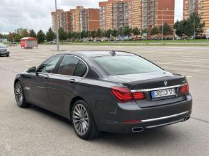Pelēks BMW 740 2014 Klaipėda, ar dzinēja tilpumu 2.99 L un nobraukumu 290 tūkst. km par 11000 €, foto 13 vietnē AUTOMOTO.COM.LV