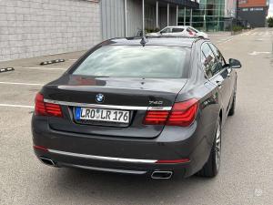 Pelēks BMW 740 2014 Klaipėda, ar dzinēja tilpumu 2.99 L un nobraukumu 290 tūkst. km par 11000 €, foto 18 vietnē AUTOMOTO.COM.LV
