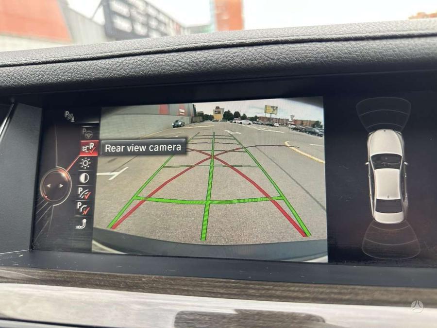 Pelēks BMW 740 2014 Klaipėda, ar dzinēja tilpumu 2.99 L un nobraukumu 290 tūkst. km par 11000 €, foto 41 vietnē AUTOMOTO.COM.LV