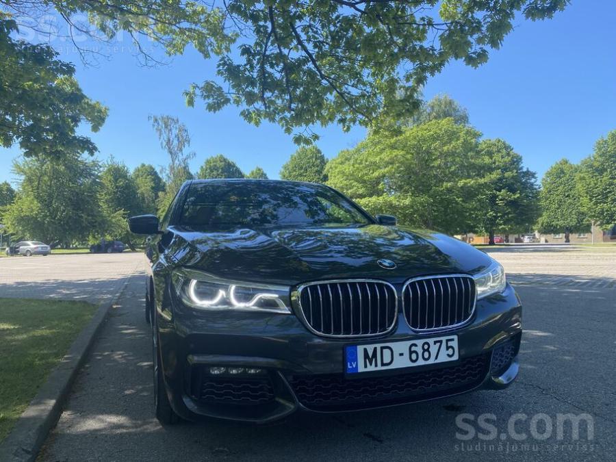 Pelēks BMW 740 2015 Rīga, ar dzinēja tilpumu 3.00 L un nobraukumu 238 tūkst. km par 23000 €, foto 4 vietnē AUTOMOTO.COM.LV