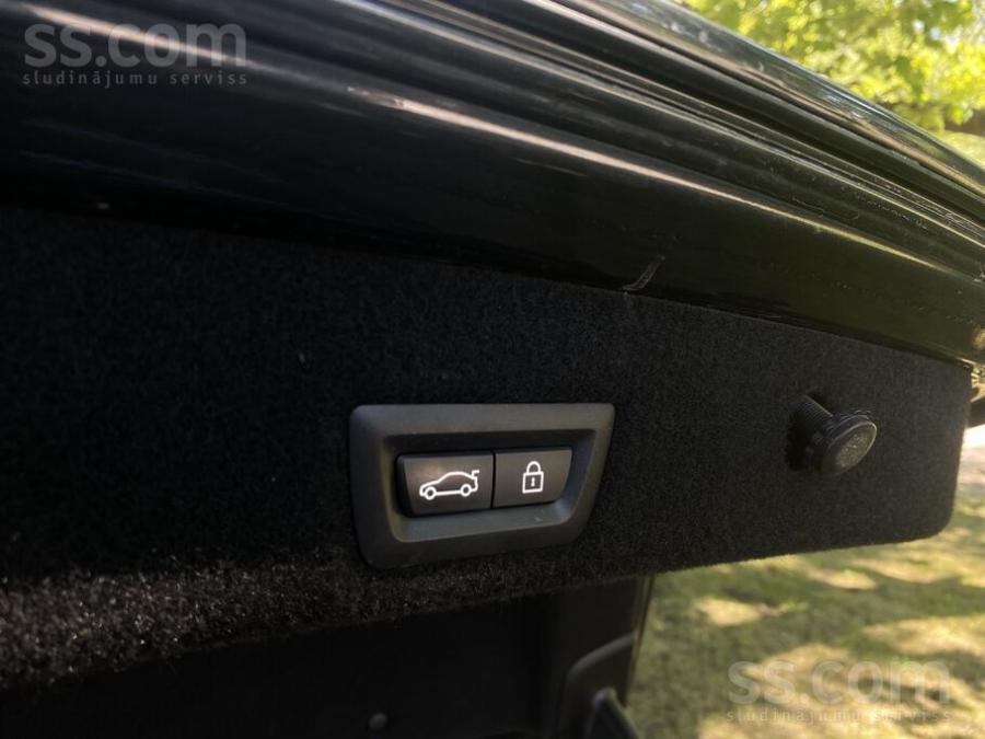 Pelēks BMW 740 2015 Rīga, ar dzinēja tilpumu 3.00 L un nobraukumu 238 tūkst. km par 23000 €, foto 8 vietnē AUTOMOTO.COM.LV