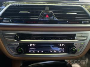 Pelēks BMW 740 2015 Rīga, ar dzinēja tilpumu 3.00 L un nobraukumu 238 tūkst. km par 23000 €, foto 15 vietnē AUTOMOTO.COM.LV
