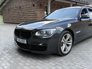 Grey BMW 740 2015 in Vilnius, with an engine capacity of 3.00 L and mileage of 210 thousand km for 14999 €, photo 3 on AUTOMOTO.COM.LV