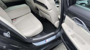 Pelēks BMW 740 2016 Kuršėnai, ar dzinēja tilpumu 2.99 L un nobraukumu 300 tūkst. km par 21300 €, foto 13 vietnē AUTOMOTO.COM.LV