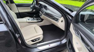 Pelēks BMW 740 2016 Kuršėnai, ar dzinēja tilpumu 2.99 L un nobraukumu 300 tūkst. km par 21300 €, foto 18 vietnē AUTOMOTO.COM.LV