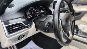 Pelēks BMW 740 2016 Kuršėnai, ar dzinēja tilpumu 2.99 L un nobraukumu 300 tūkst. km par 21300 €, foto 19 vietnē AUTOMOTO.COM.LV