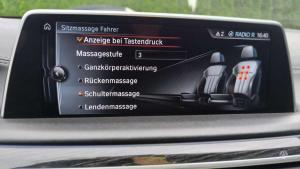 Pelēks BMW 740 2016 Kuršėnai, ar dzinēja tilpumu 2.99 L un nobraukumu 300 tūkst. km par 21300 €, foto 26 vietnē AUTOMOTO.COM.LV