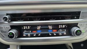 Pelēks BMW 740 2016 Kuršėnai, ar dzinēja tilpumu 2.99 L un nobraukumu 300 tūkst. km par 21300 €, foto 27 vietnē AUTOMOTO.COM.LV