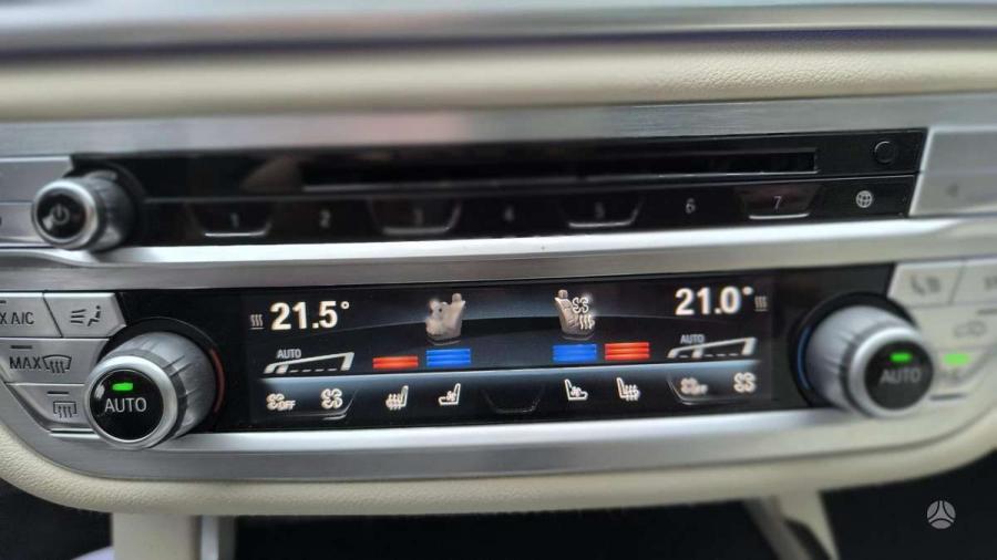 Pelēks BMW 740 2016 Kuršėnai, ar dzinēja tilpumu 2.99 L un nobraukumu 300 tūkst. km par 21300 €, foto 27 vietnē AUTOMOTO.COM.LV