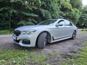 Grey BMW 740 2017 in Klaipeda, with an engine capacity of 2.99 L and mileage of 198 thousand km for 26500 €, photo 6 on AUTOMOTO.COM.LV