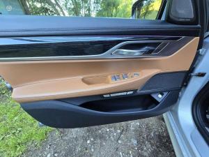 Grey BMW 740 2017 in Klaipeda, with an engine capacity of 2.99 L and mileage of 198 thousand km for 26500 €, photo 24 on AUTOMOTO.COM.LV