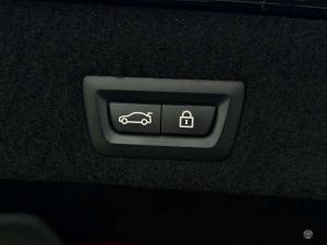 Pelēks BMW 740 2020 Viļņa, ar dzinēja tilpumu 2.99 L un nobraukumu 222 tūkst. km par 29999 €, foto 14 vietnē AUTOMOTO.COM.LV