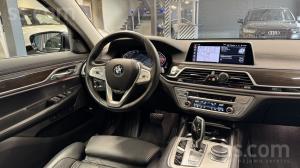 Grey BMW 740 2021 in Riga, with an engine capacity of 3.00 L and mileage of 121 thousand km for 41990 €, photo 18 on AUTOMOTO.COM.LV