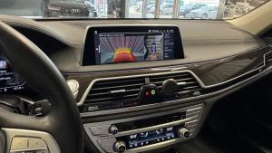 Grey BMW 740 2021 in Riga, with an engine capacity of 3.00 L and mileage of 121 thousand km for 41990 €, photo 27 on AUTOMOTO.COM.LV