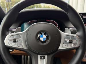 Pelēks BMW 740 2022 Viļņa, ar dzinēja tilpumu 3.00 L un nobraukumu 42 tūkst. km par 49800 €, foto 33 vietnē AUTOMOTO.COM.LV