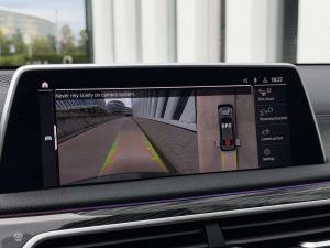 Pelēks BMW 740 2022 Viļņa, ar dzinēja tilpumu 3.00 L un nobraukumu 42 tūkst. km par 49800 €, foto 36 vietnē AUTOMOTO.COM.LV