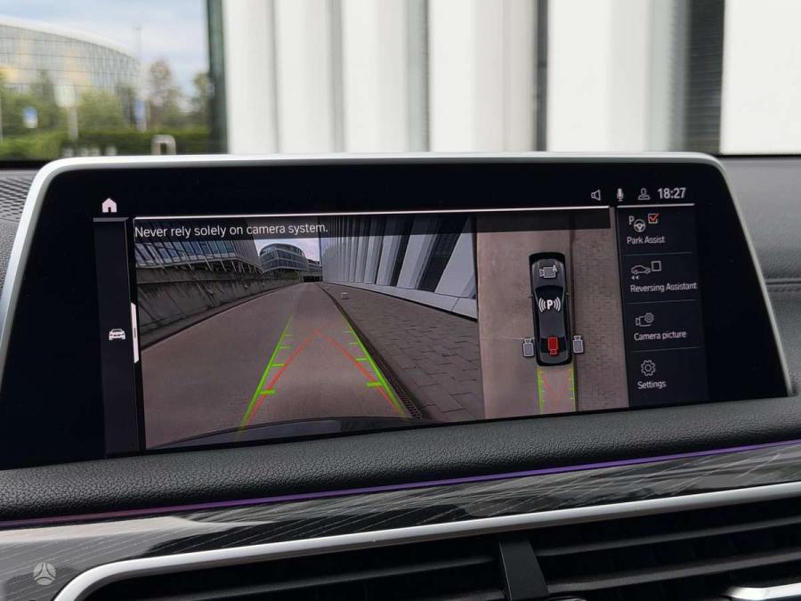 Pelēks BMW 740 2022 Viļņa, ar dzinēja tilpumu 3.00 L un nobraukumu 42 tūkst. km par 49800 €, foto 36 vietnē AUTOMOTO.COM.LV