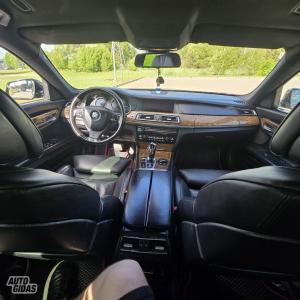 BMW 740 2010 Utena, ar dzinēja tilpumu 3.00 L un nobraukumu 394 tūkst. km par 9500 €, foto 7 vietnē AUTOMOTO.COM.LV