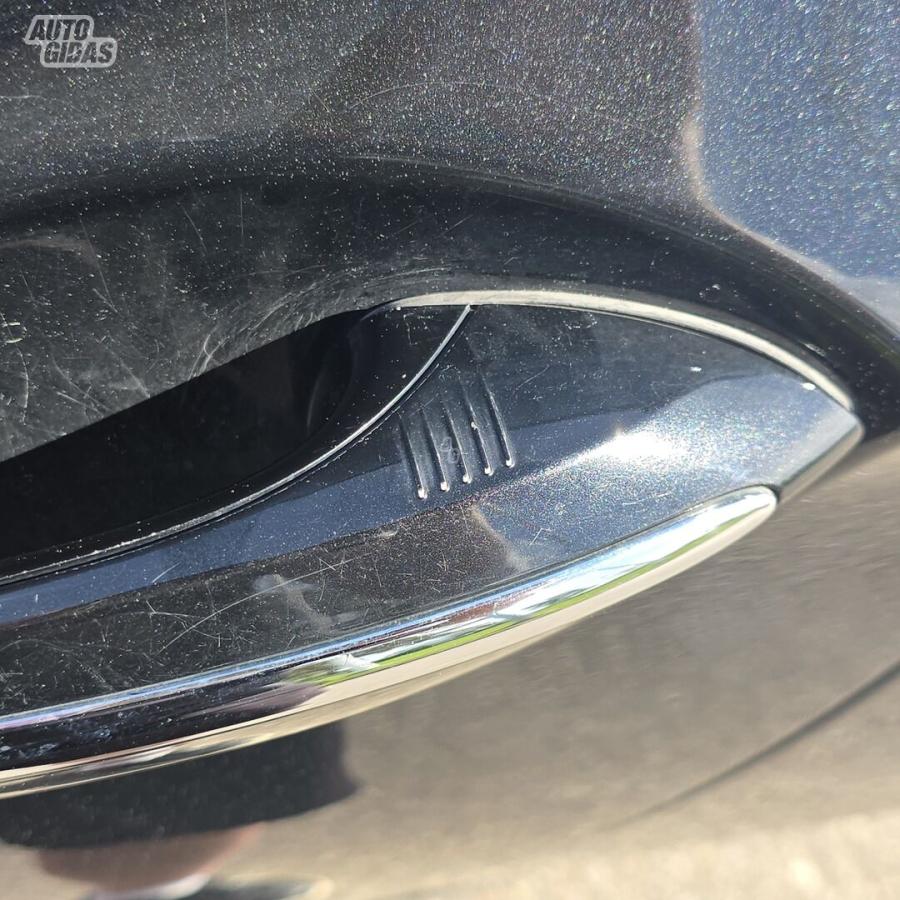 BMW 740 2010 Utena, ar dzinēja tilpumu 3.00 L un nobraukumu 394 tūkst. km par 9500 €, foto 12 vietnē AUTOMOTO.COM.LV