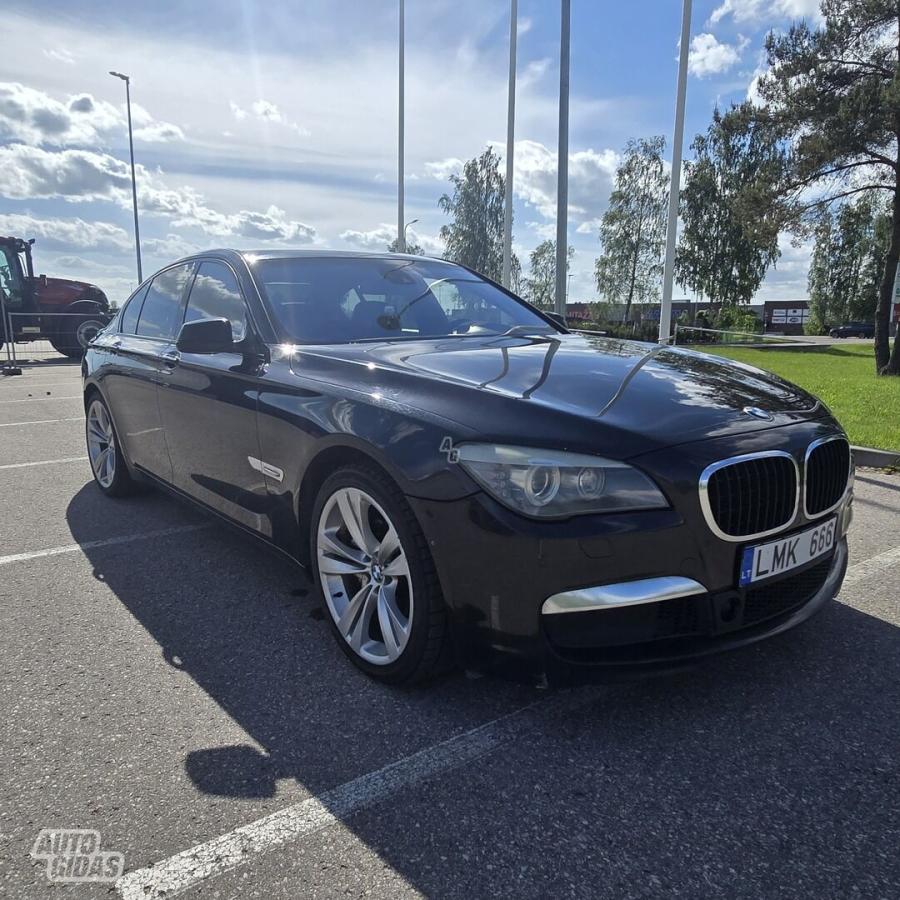 BMW 740 2010 Utena, ar dzinēja tilpumu 3.00 L un nobraukumu 394 tūkst. km par 9500 €, foto 16 vietnē AUTOMOTO.COM.LV