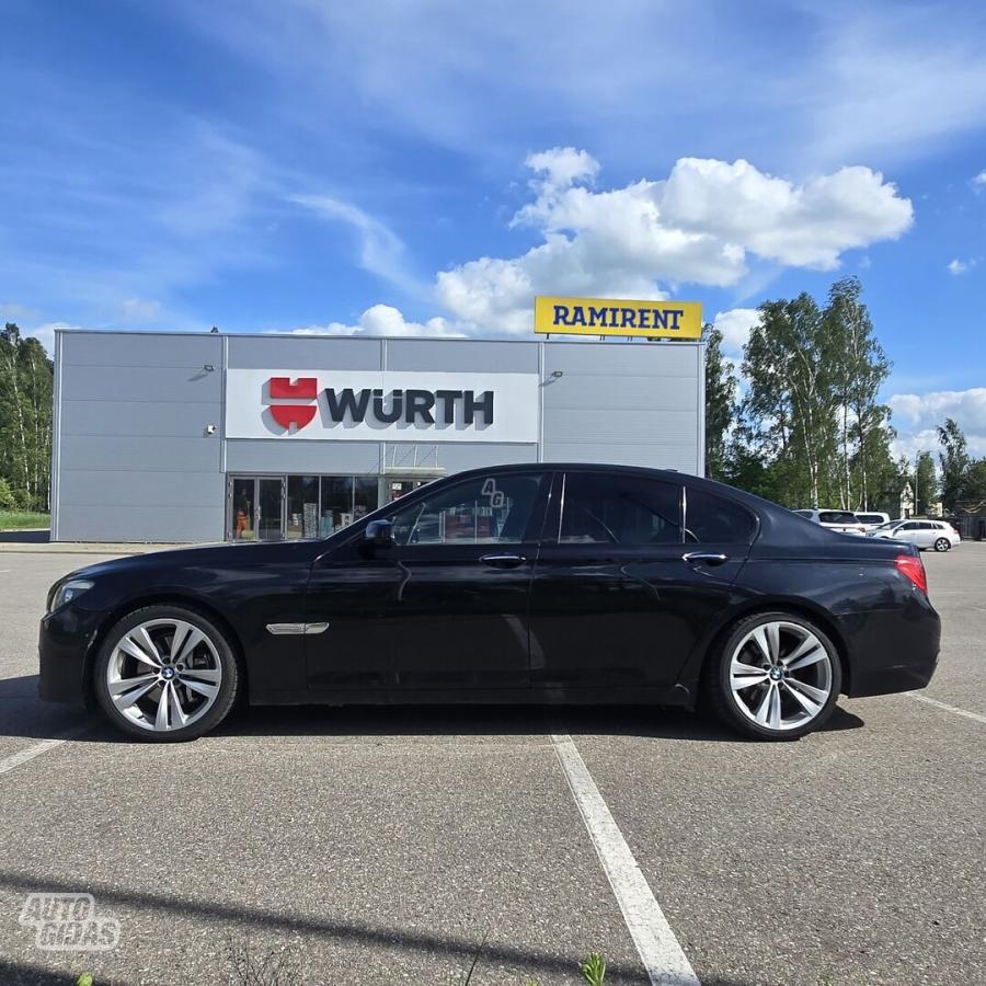 BMW 740 2010 Utena, ar dzinēja tilpumu 3.00 L un nobraukumu 394 tūkst. km par 9500 €, foto 19 vietnē AUTOMOTO.COM.LV