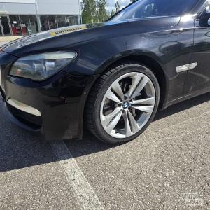 BMW 740 2010 Utena, ar dzinēja tilpumu 3.00 L un nobraukumu 394 tūkst. km par 9500 €, foto 20 vietnē AUTOMOTO.COM.LV