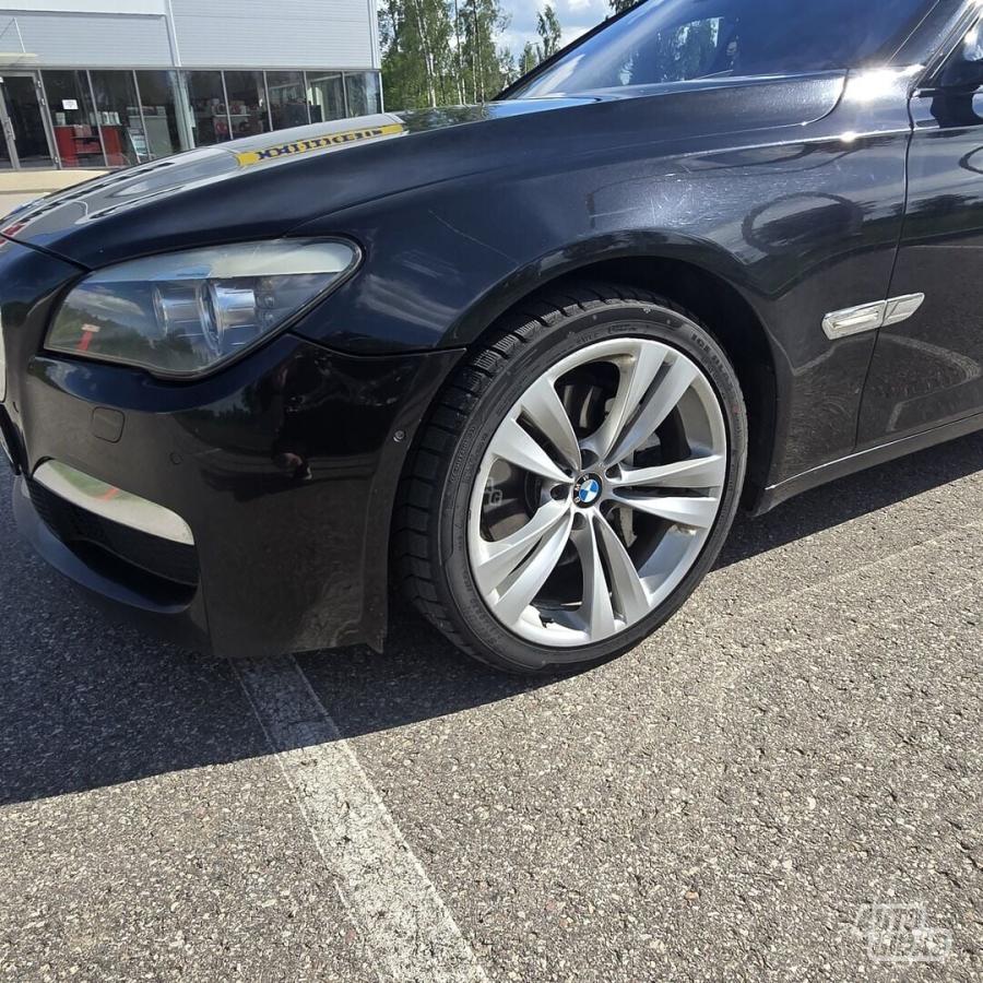 BMW 740 2010 Utena, ar dzinēja tilpumu 3.00 L un nobraukumu 394 tūkst. km par 9500 €, foto 20 vietnē AUTOMOTO.COM.LV