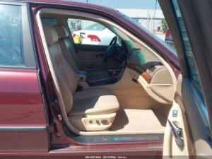 Red BMW 740 2001 in Klaipeda, with an engine capacity of 0.00 L and mileage of 162 thousand km for 2960 €, photo 6 on AUTOMOTO.COM.LV